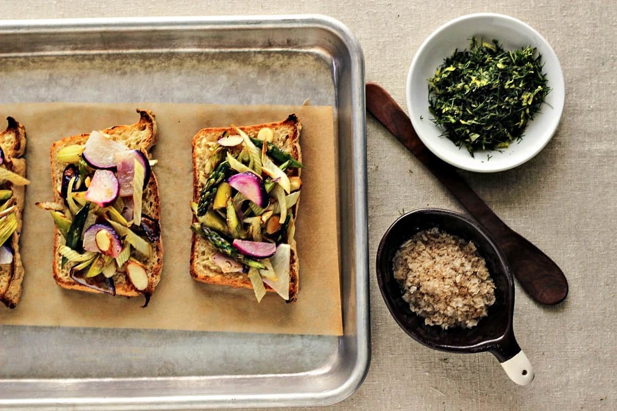Late Spring Crostini with Fennel Frond Gremolata | sweet miscellany